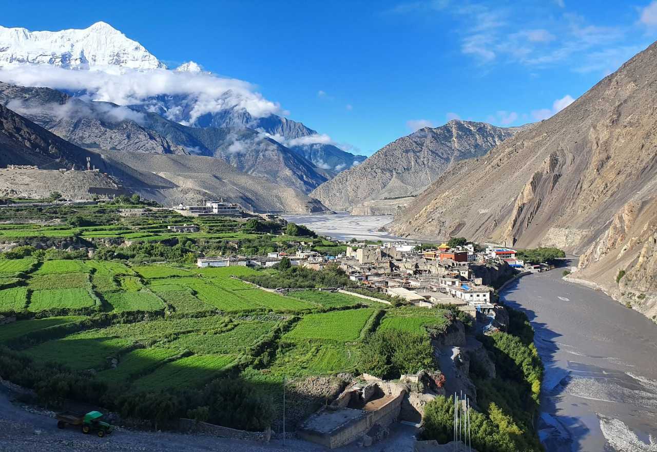 Explore Beauty of Upper Mustang in 18 Days Trek - Nepal.